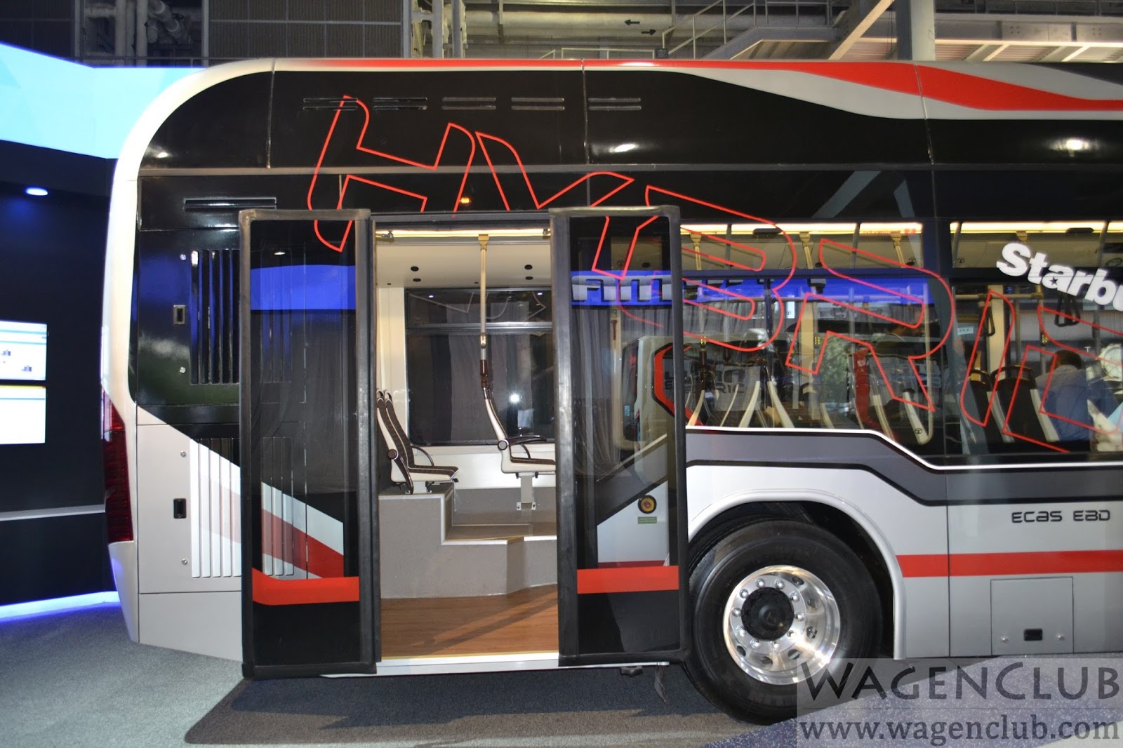 Tata Starbus Hybrid Bus (Next-Generation) - 2016 Auto Expo