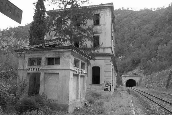 i pensieri di Protagora...: Verba volant (476): cesso...