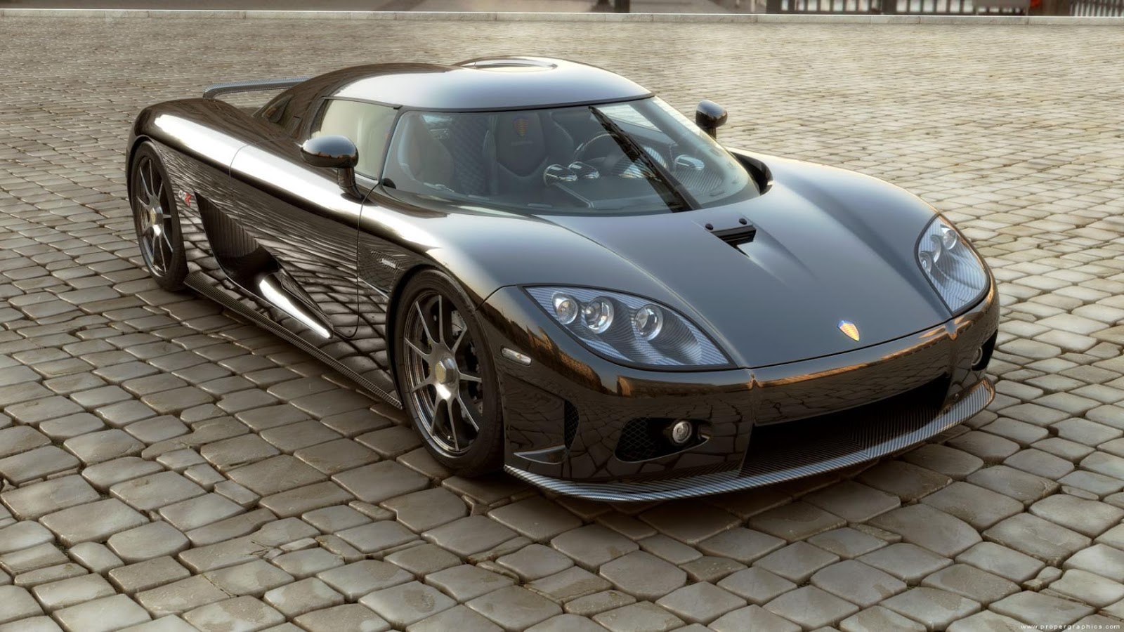 Koenigsegg CCX Mobil Sport Desain Menarik