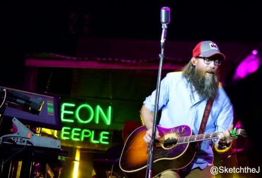 Everyday with dan...: Crowder show