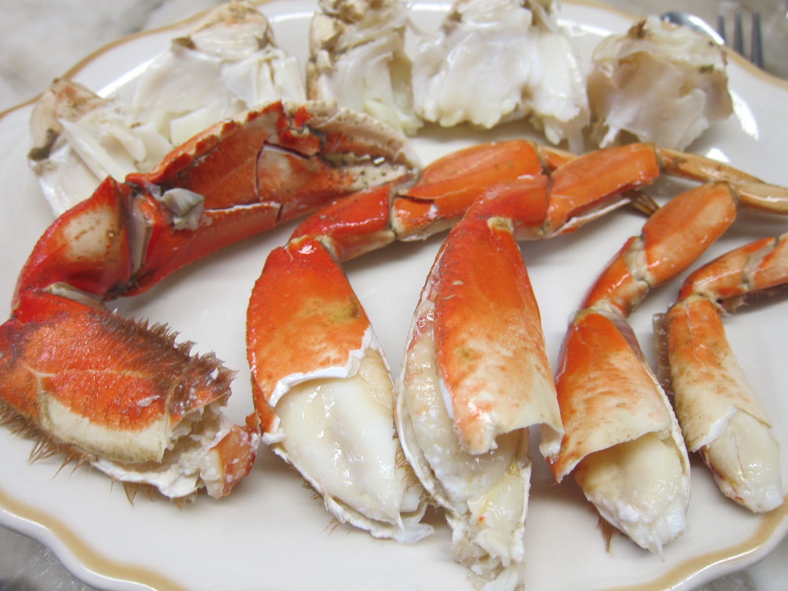THE BIG EAT: (100) Cracked Dungeness Crab @ Swan Oyster Depot
