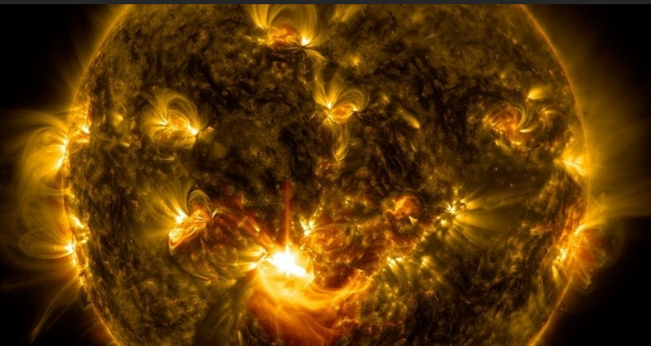 HORUS - Núcleo de Estudos do Sol: Explosão solar