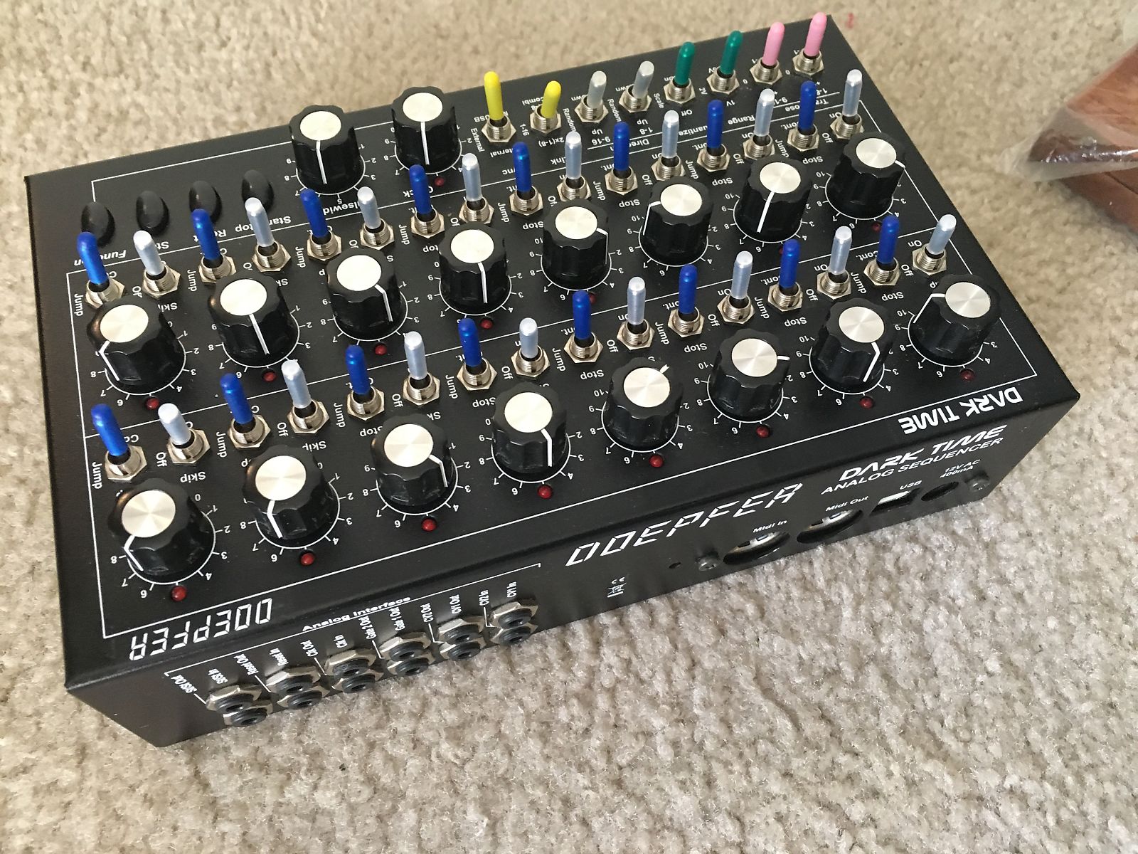 MATRIXSYNTH: Doepfer Dark Time MIDI and CV Analog Style Sequencer