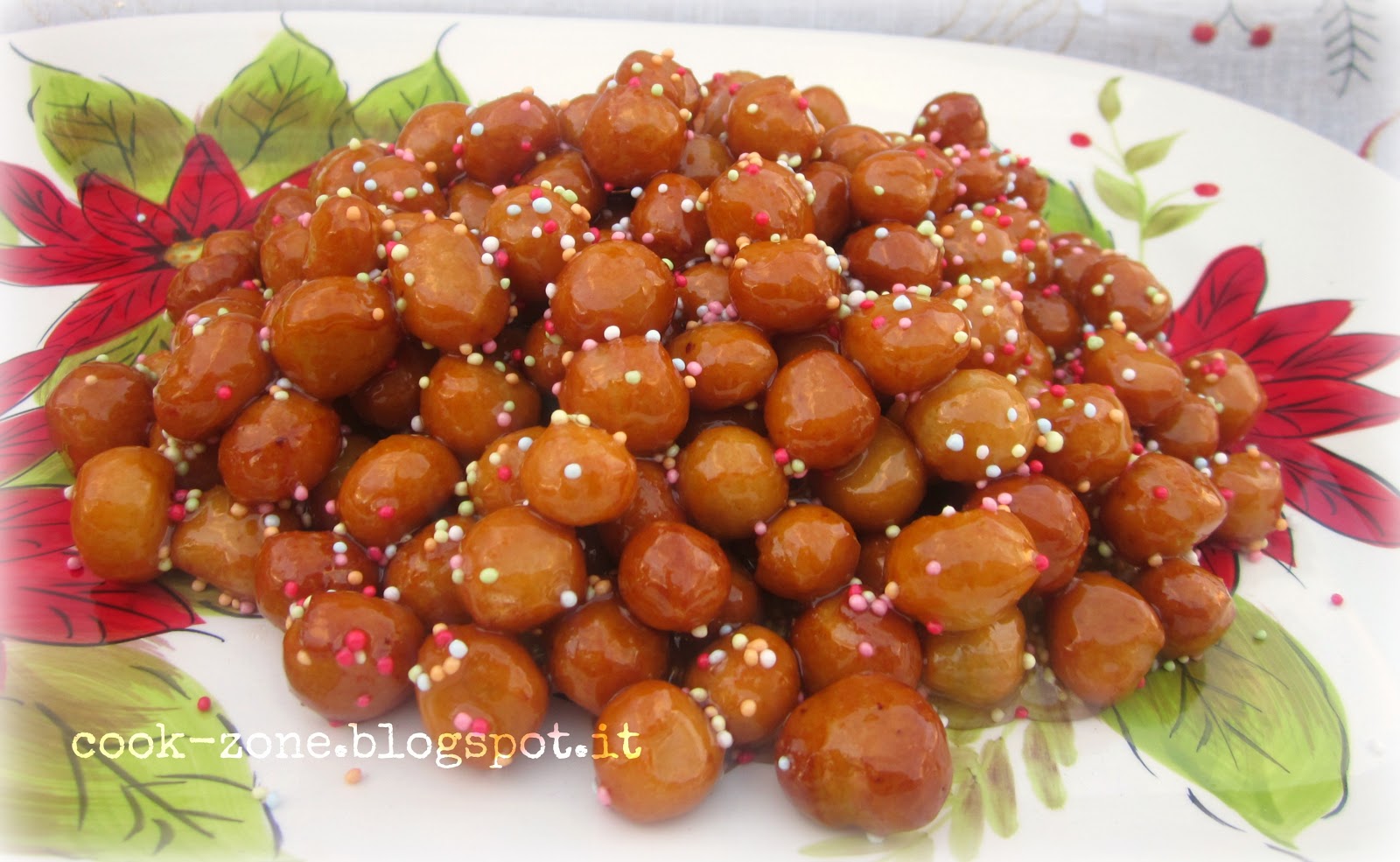 CoOk ZoNe: Gli struffoli napoletani... per un Natale dolcissimo!