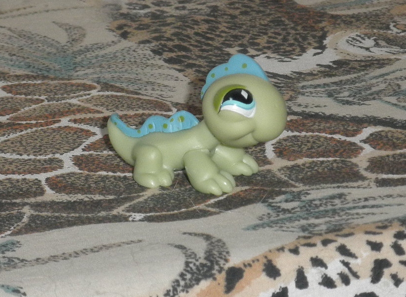 Collectomania: LPS Iguanas
