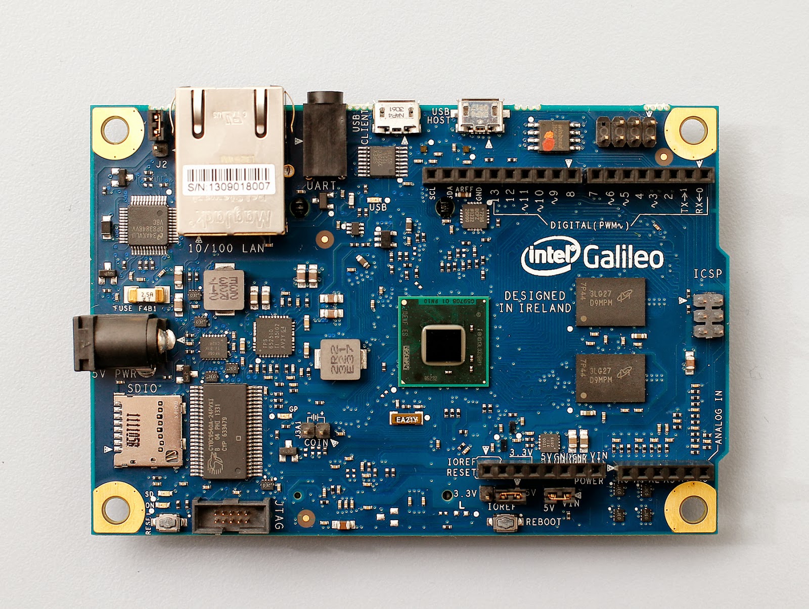 CEO Intel kondigt samenwerking aan met Arduino om creativiteit, leren ...