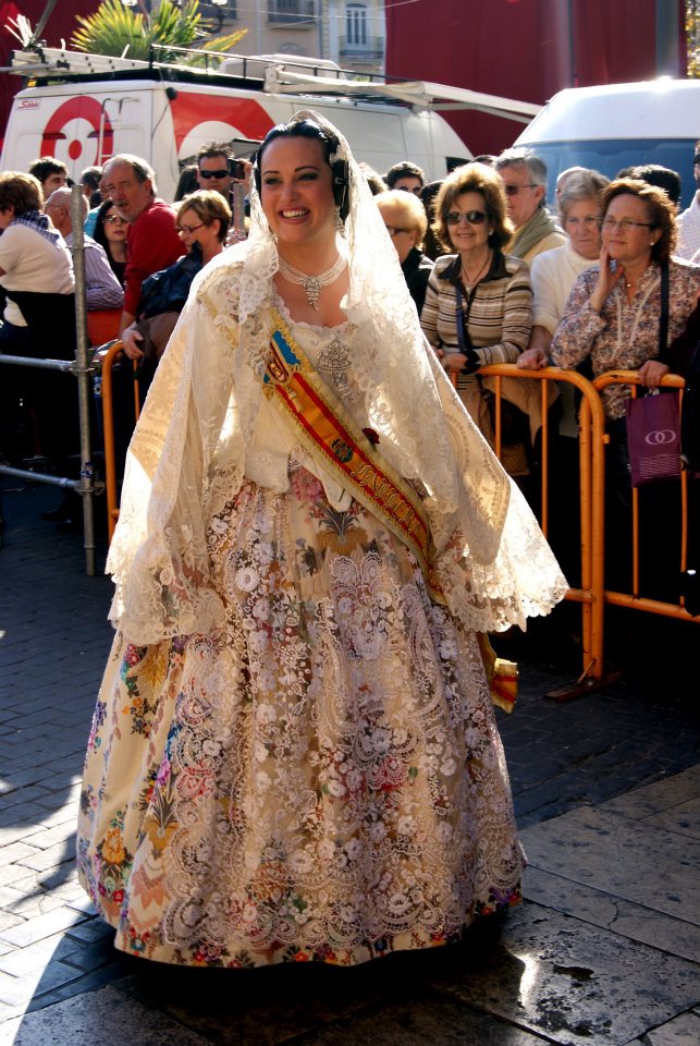 ISU Abroad News: Josh Gray & Emily Cundick Celebrating Falles in Spain