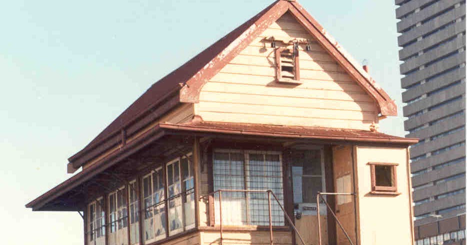 NSW Rail Rambler: Metro goods line signal boxes