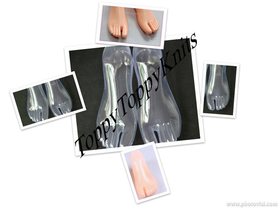 ToppyToppyKnits: Transparent forms for baby and adult shoes display