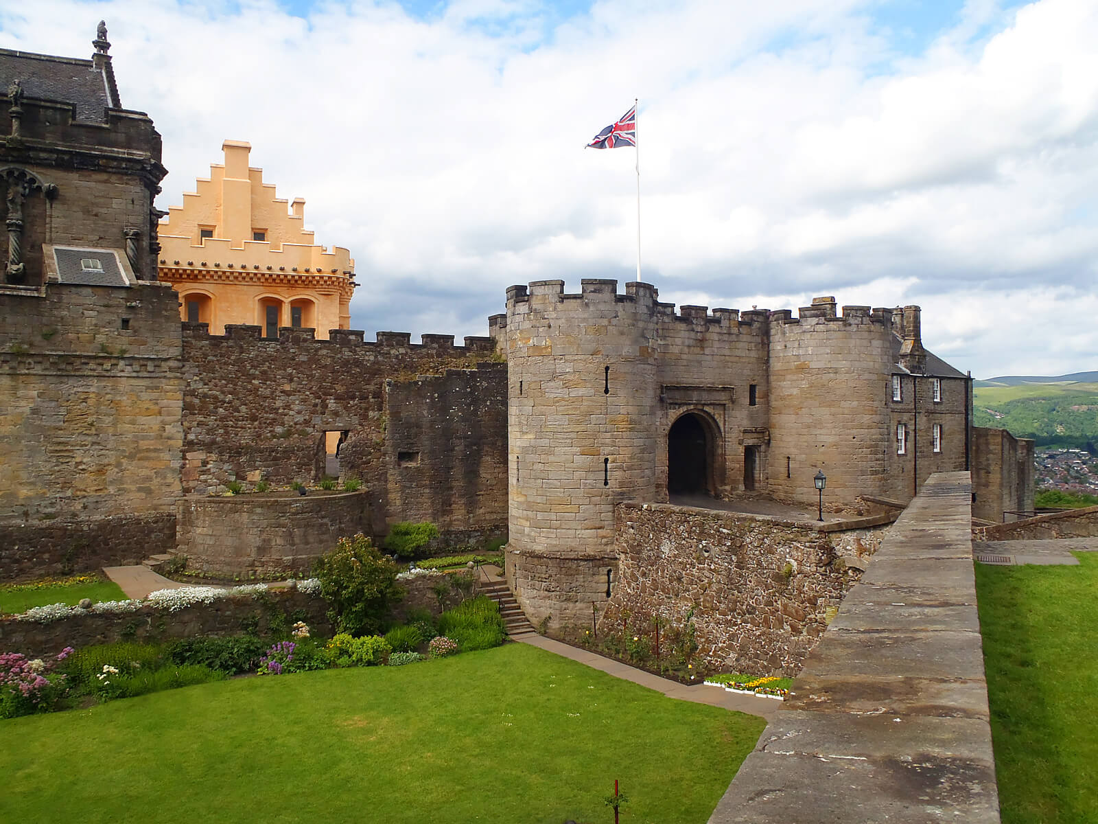 15 Interesting Facts About Stirling Castle | Amazing WTF Facts