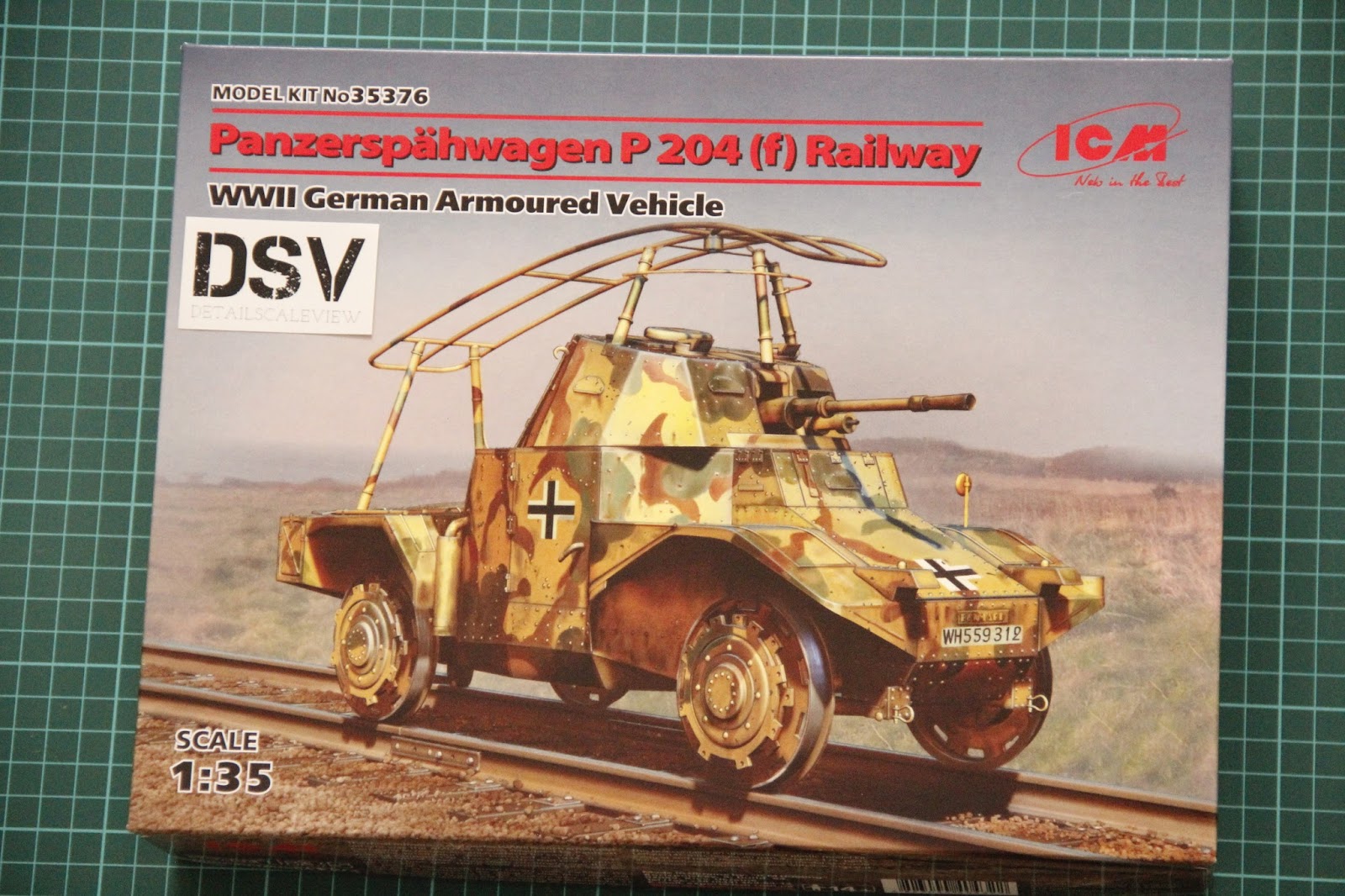 ICM 1/35 Panzerspahwagen P204(f) Railway (35376) - DetailScaleView