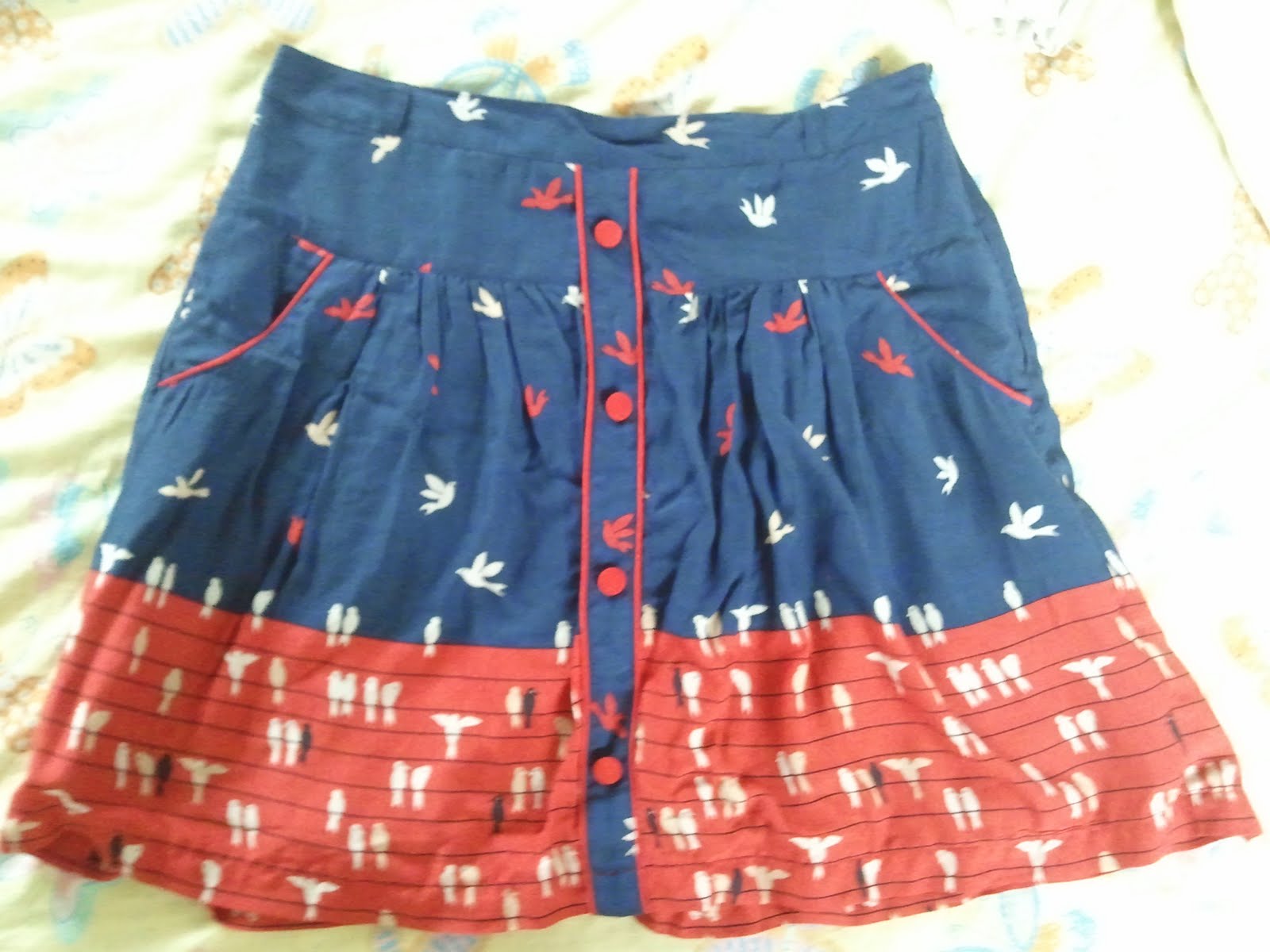 DandelionDazzle: My Twitter Skirt