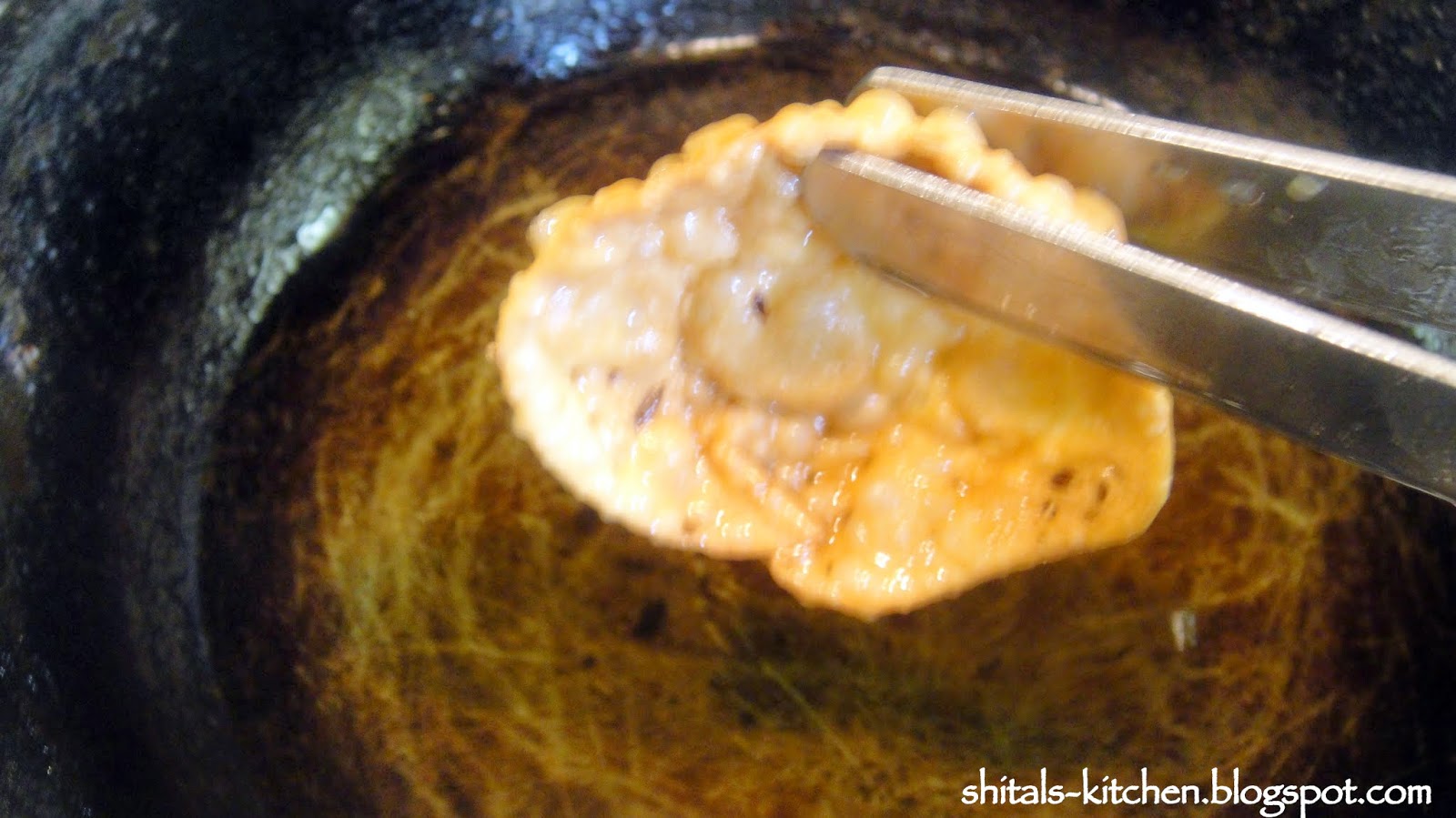 Shital's-Kitchen: Dal Pakwan