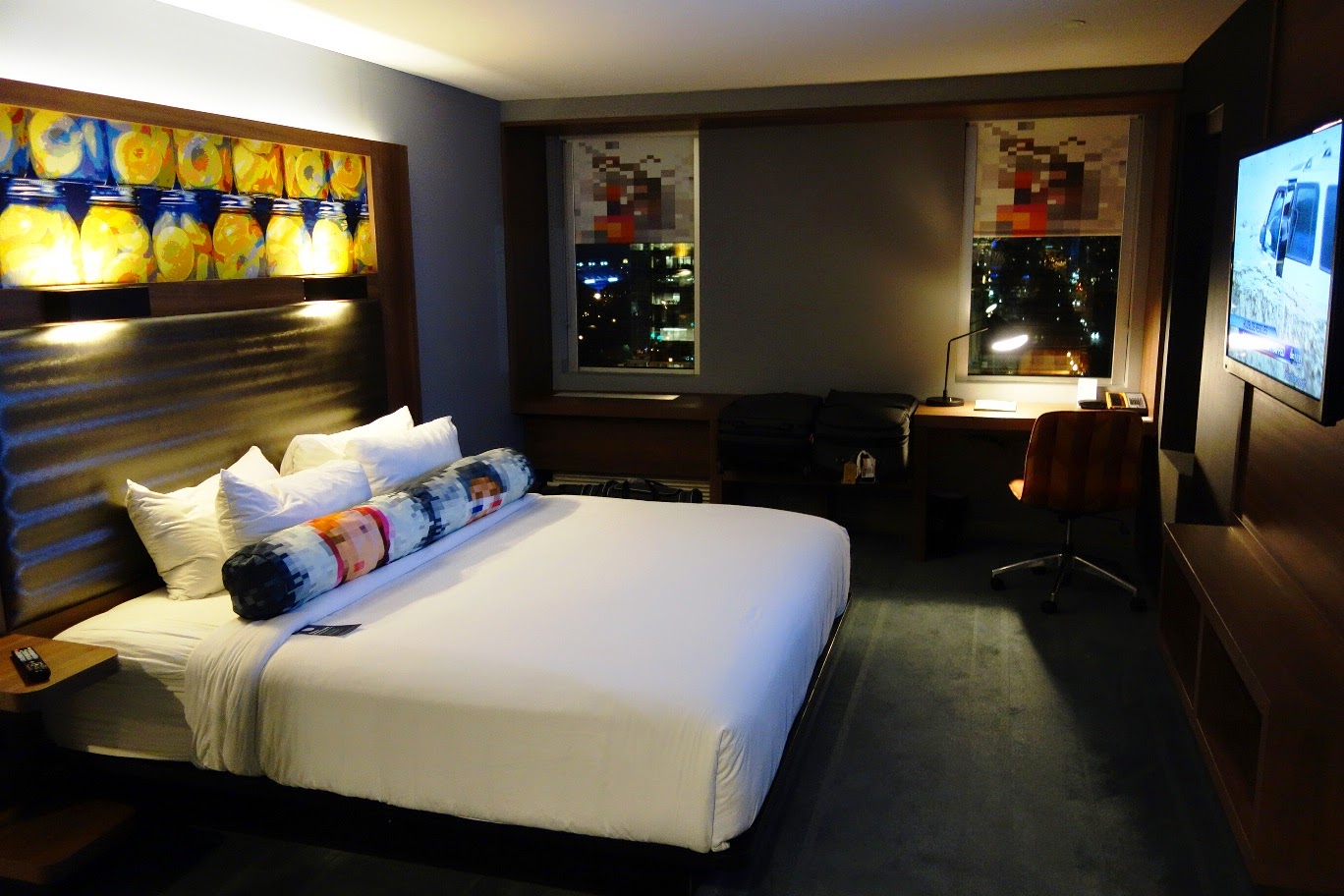 One Tank Trips: Cool, funky and savvy describes Aloft hotels