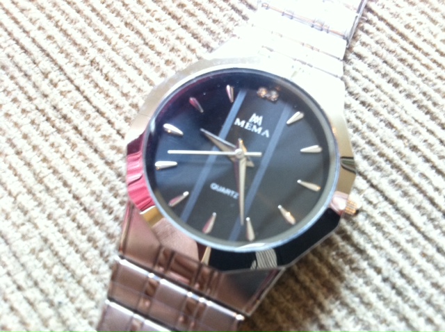 Watch and Camera: Mema 1298