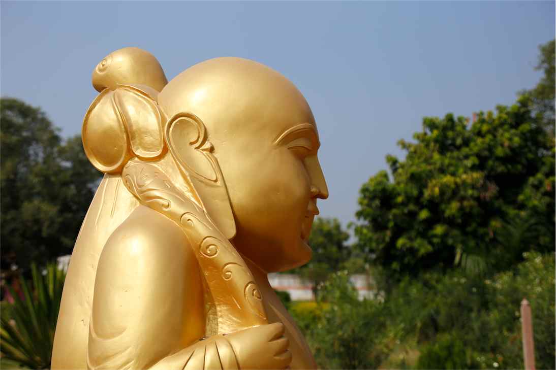 Explorando INB: Maior Buda na Índia, Varanasi