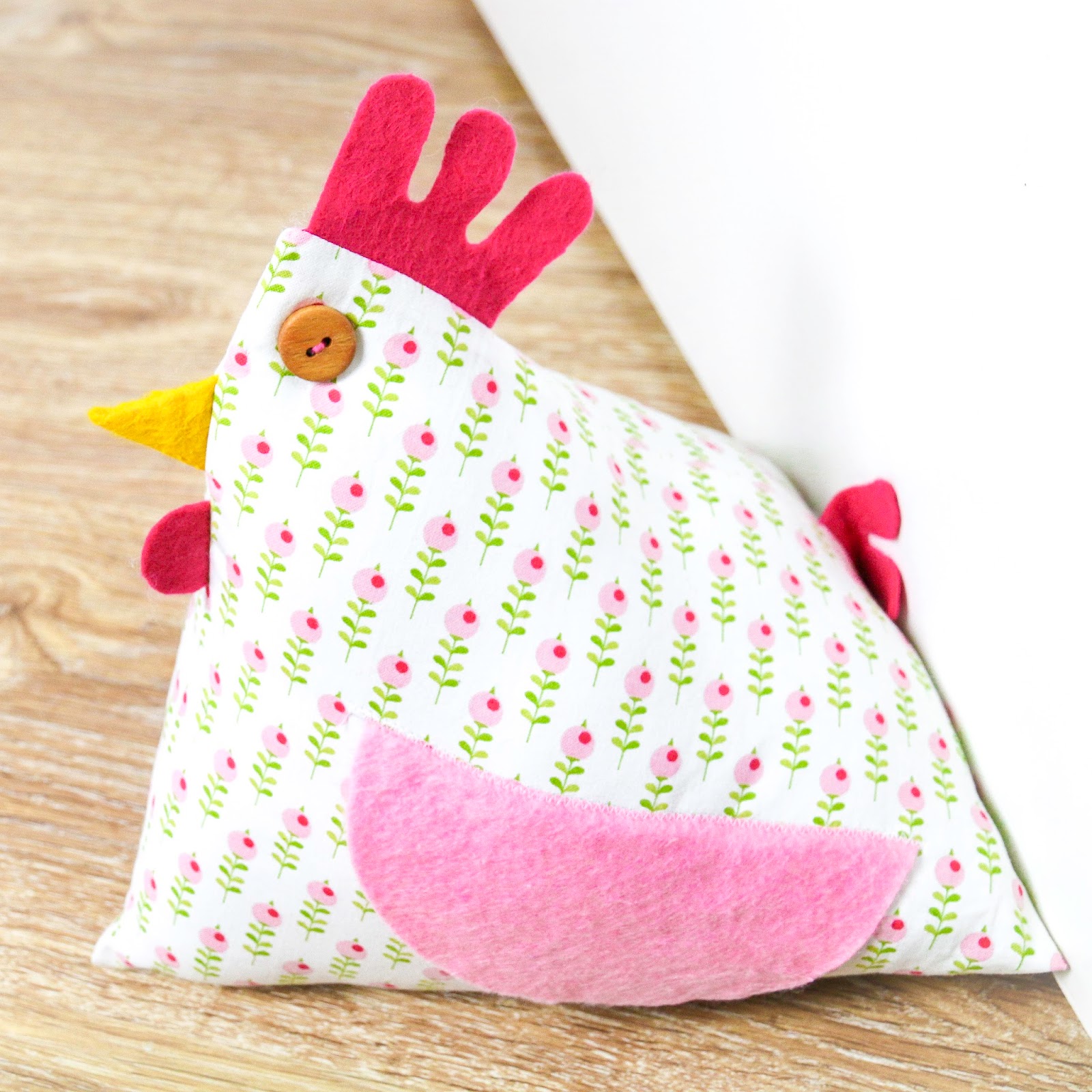Happy Chicken Doorstop! - Boys & Bunting Test Blog