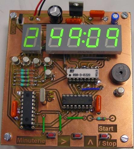 Projet à microcontrôleur PIC 16F876A ~ Takwini