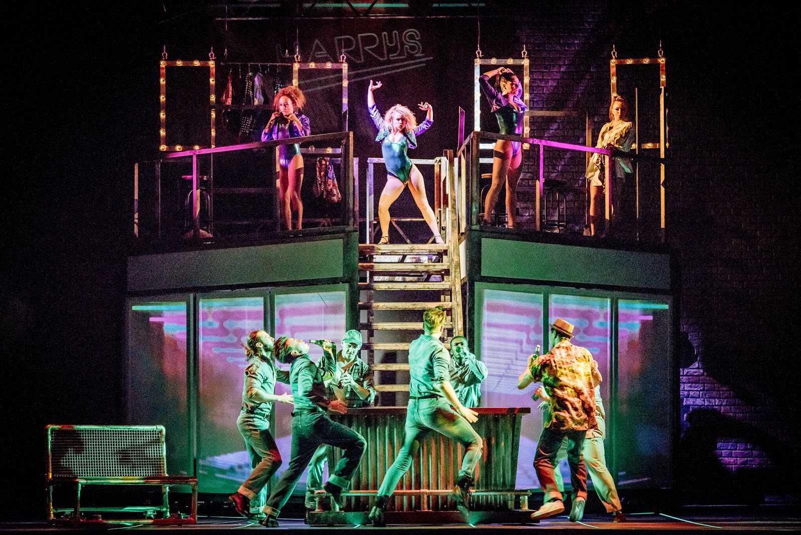 Flashdance (UK Tour), New Victoria Theatre | Review | Rewrite This Story