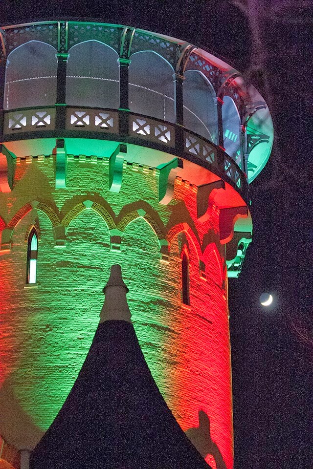Gorgeous Picture of the Riverside Water Tower from the Landmark!