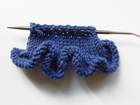 LiaKnits: Frills & Ruffles