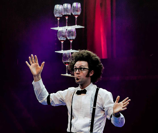 Yvon Kervinio photographe: Jean-Pierre JERVA, photographe de cirque ...