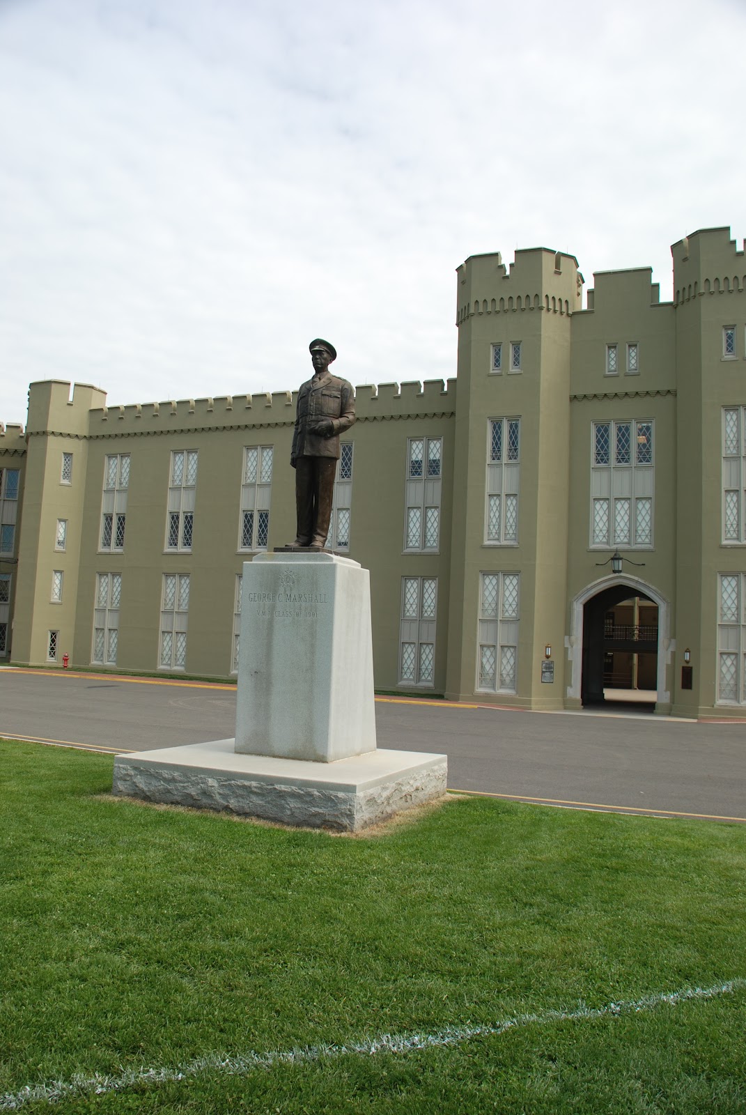 Kitchens Are Monkey Business: April 14, 2012. The Hawthornes Travel To ...