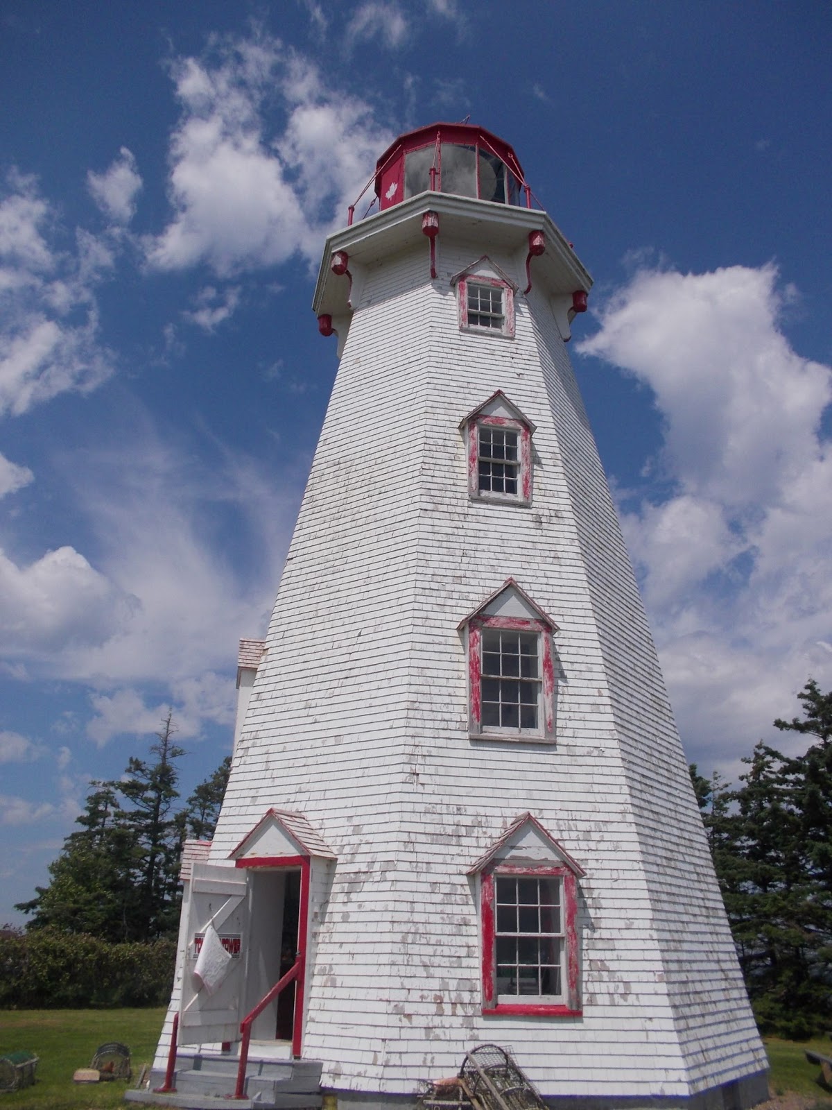 Voyage to Prince Edward Island: Three amazing lighthouses on Prince ...