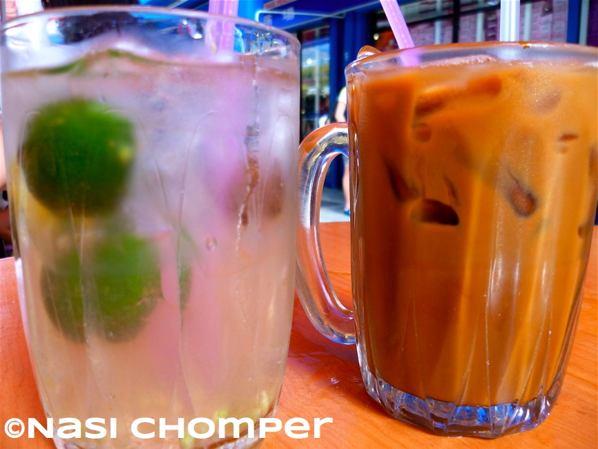 Nasi Chomper: Laksa @ Kedai Kopi Chakitiam - Damai