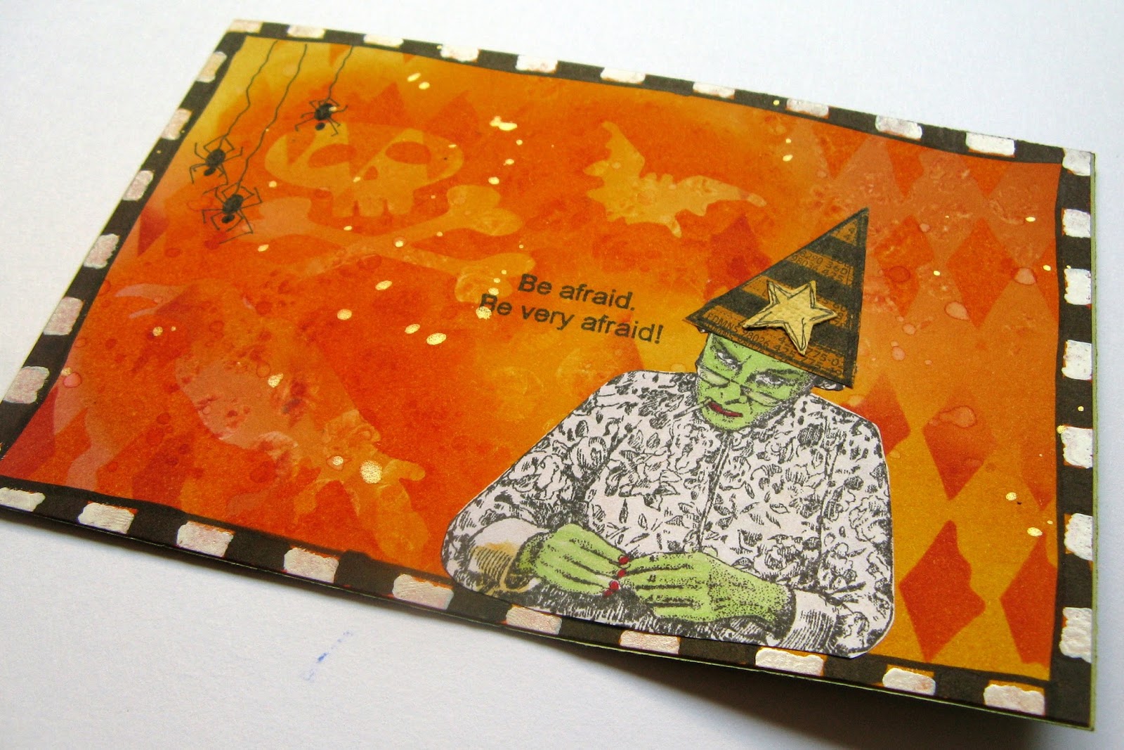Elves In The Attic: Creepy Postcards for VLVS