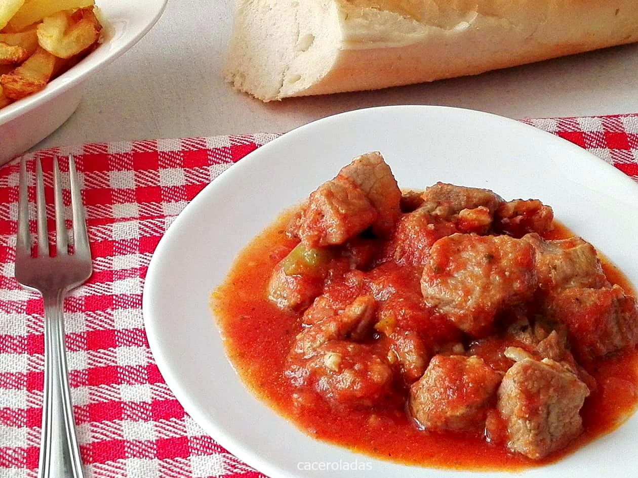 Magro con tomate ( guiso tradicional ) | Caceroladas