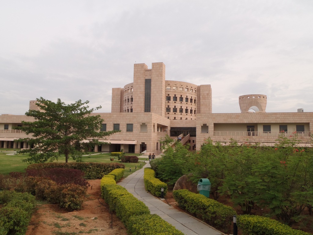Aspiring Social Entrepreneurs: Tour of ISB and Hyderabad