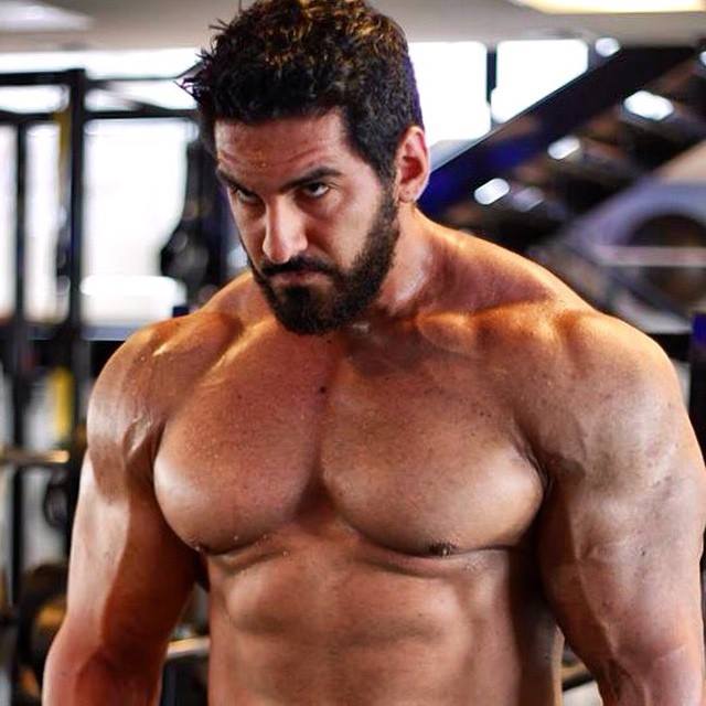 Worldwide Bodybuilders: Brazilian Hercules - Carlos Fernandes