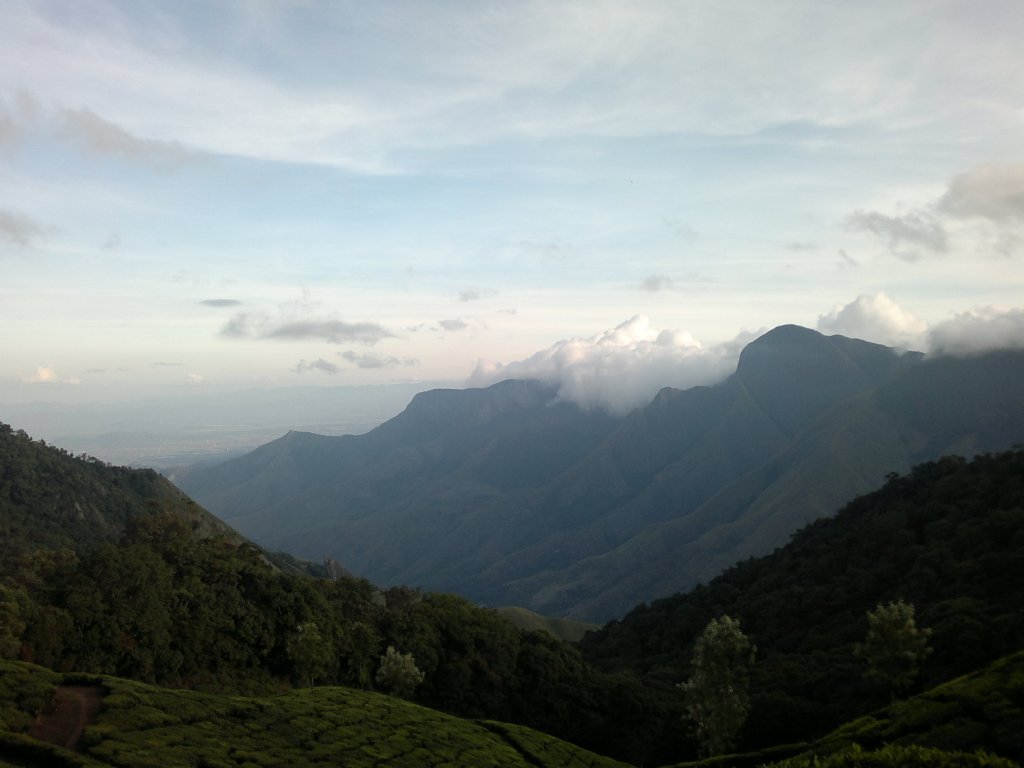 Munnar Top Station - TravelersOutlook: Travelers Photo Gallery