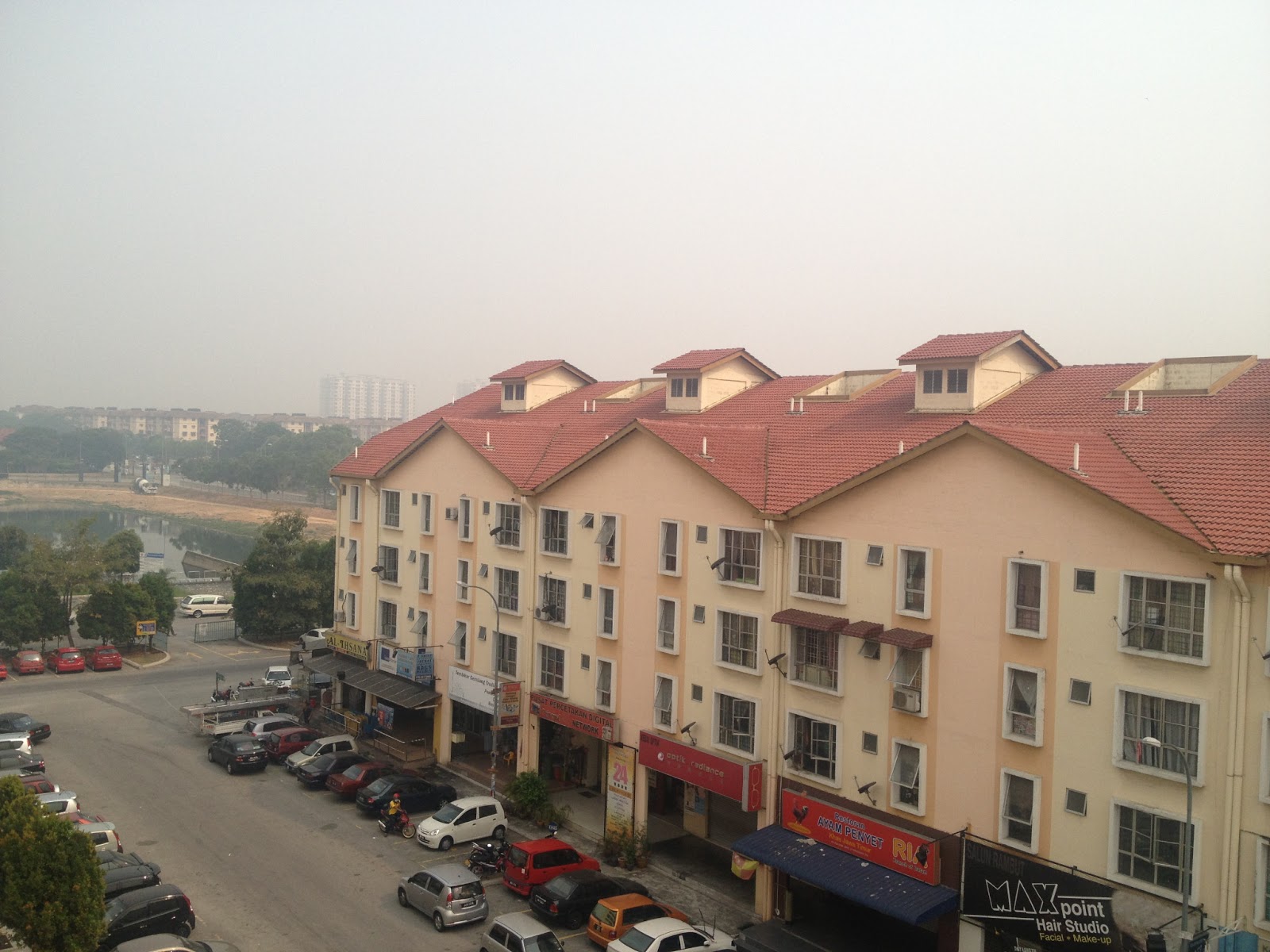 JEREBU SEMAKIN TERUK DI PUSAT KOMERSIL SEKSYEN 7, SHAH ALAM – Badan ...