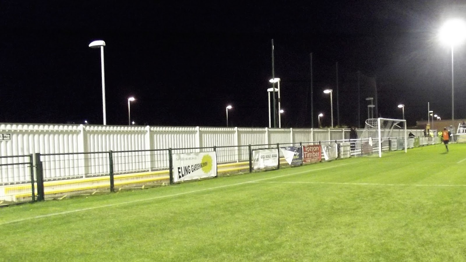 The Wycombe Wanderer: AFC Totton - Testwood Stadium