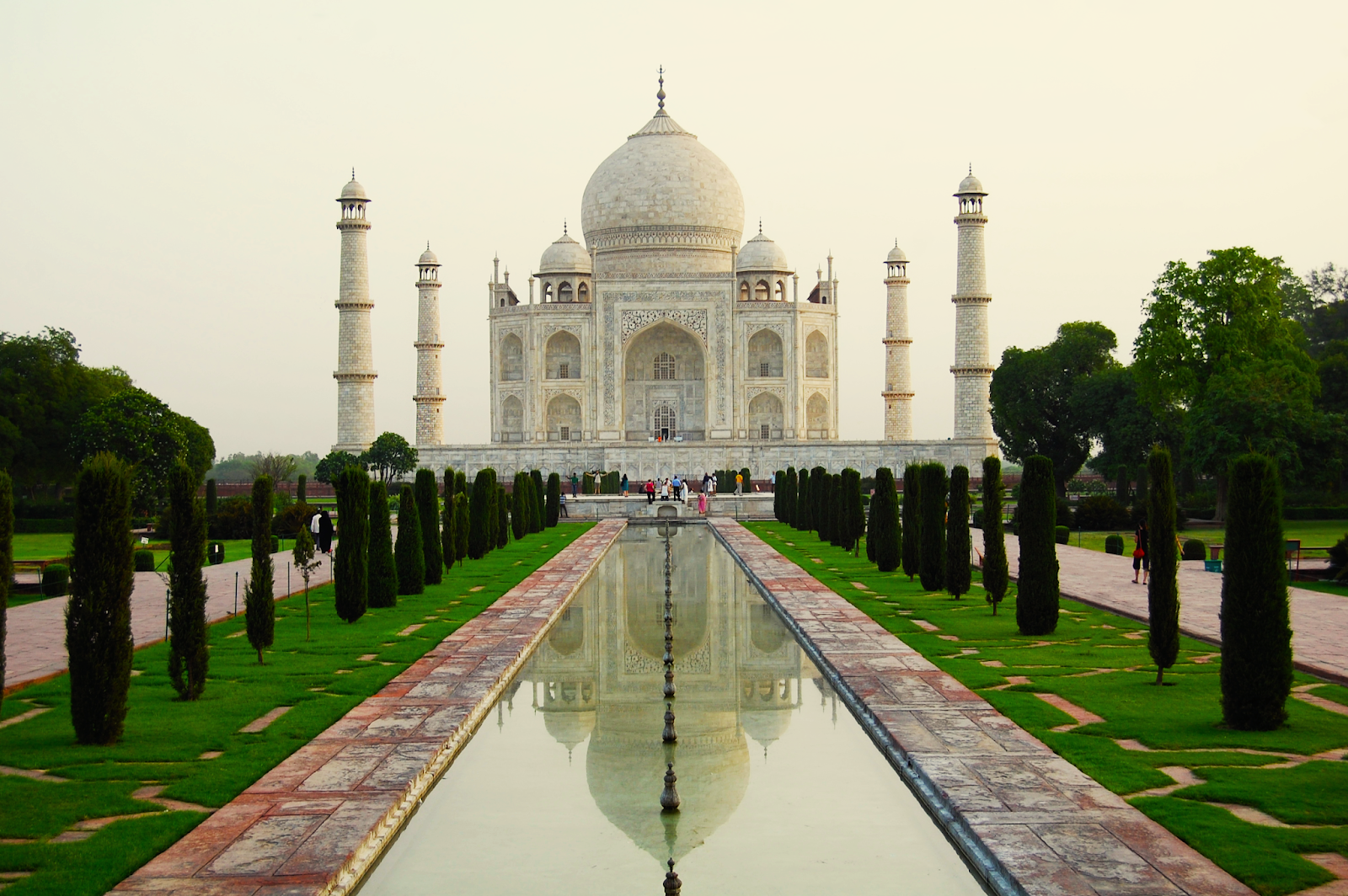 The Taj Mahal is considered to be the greatest architectural ...