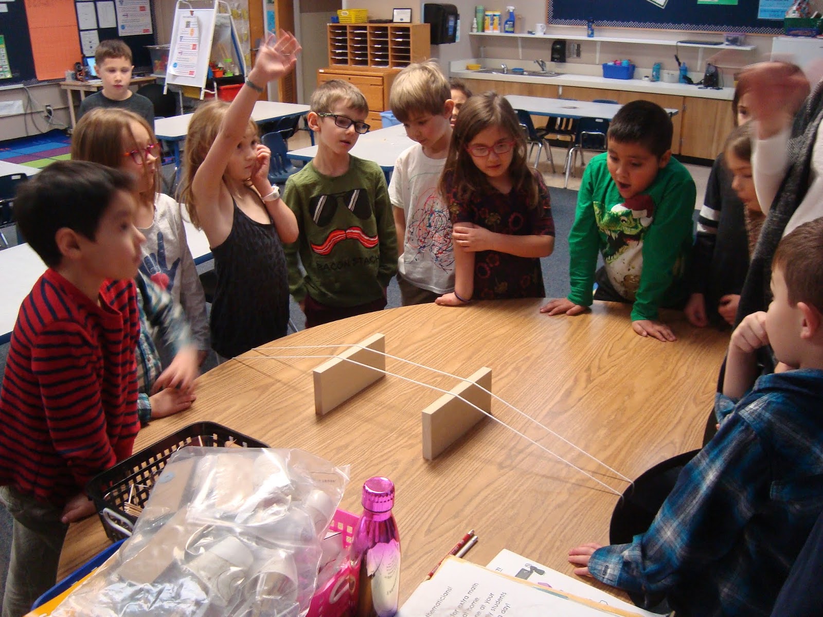 Mrs. Kelly's First Grade Class: Sound Experiments