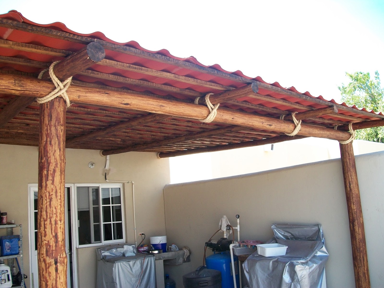 REY DE CALIFORNIA TECHOS RÚSTICOS, PALAPAS Y PÉRGOLAS : TIPOS DE TECHOS ...