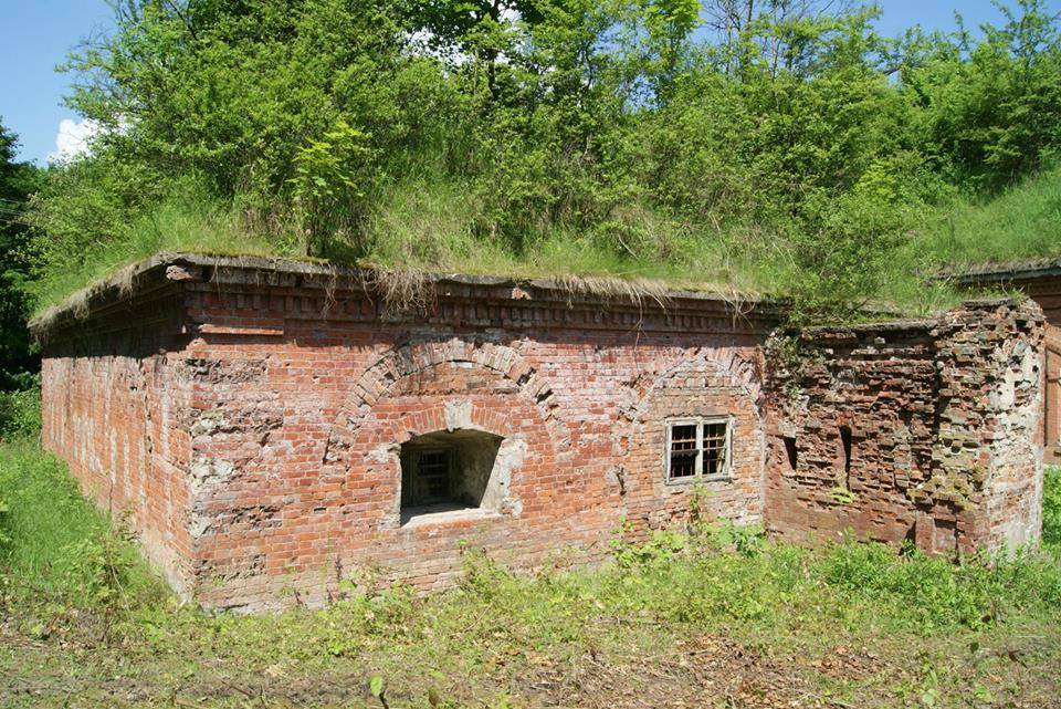 NAD WKRĘ: III FORT TWIERDZY MODLIN- FORT W POMIECHÓWKU