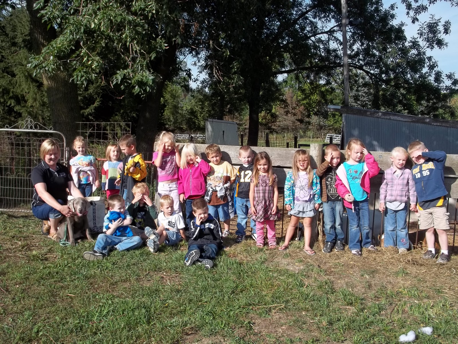 Mrs. Wunschel's Class News: Preschool field trip to the farm