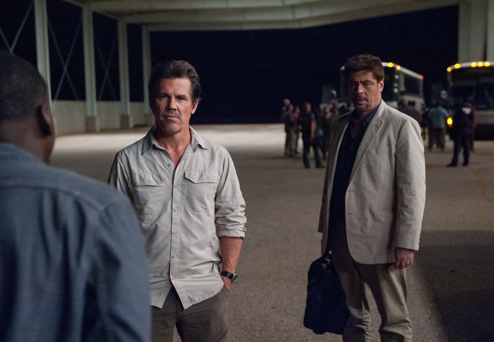 MOVIE REVIEW: SICARIO (2015) ~ GOLLUMPUS