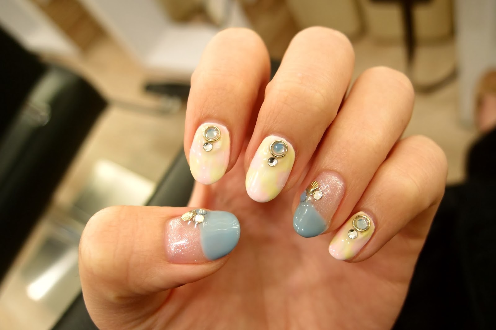 ♥: #3 Clove Nails: Pastels Seashell Theme Nails ♥