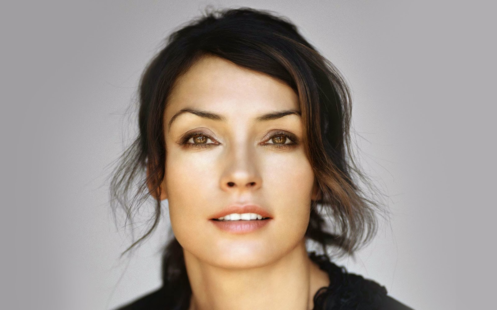 Super star life style photo gallary : Famke Beumer Janssen