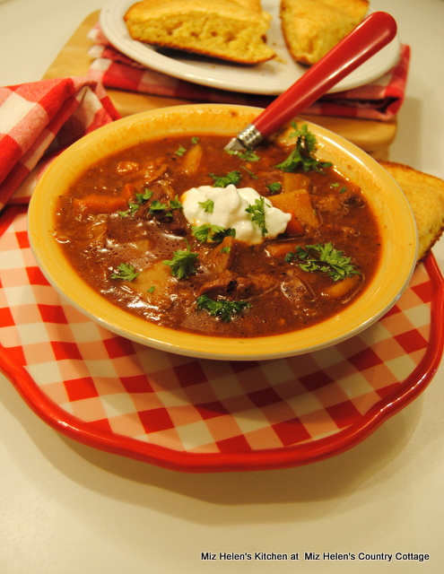 Slow Cooker Steak Soup