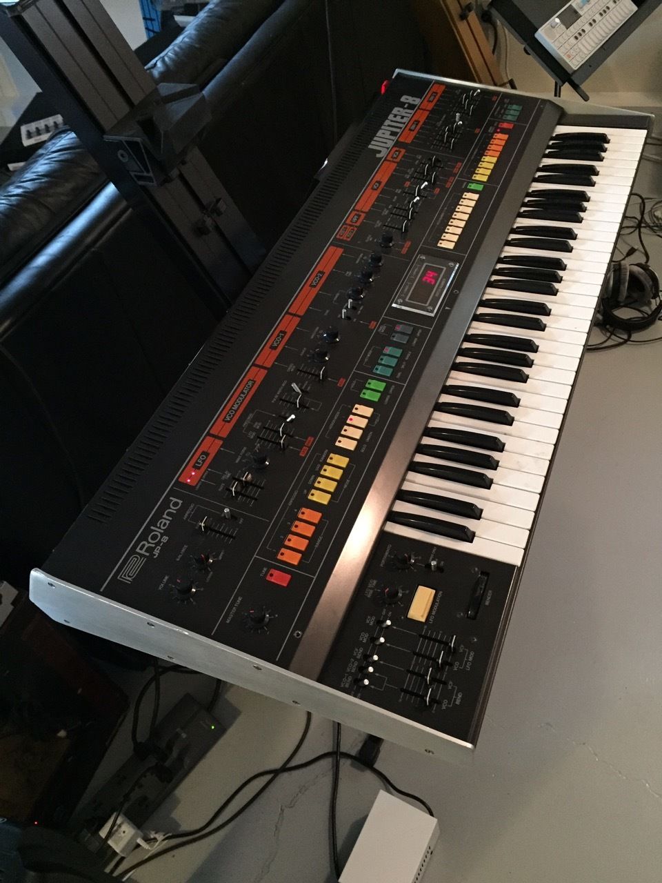 MATRIXSYNTH: Roland Jupiter 8 Analog Synthesizer