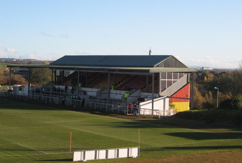 Heed Hopper: My Matchday - 332 Cliftonhill Stadium