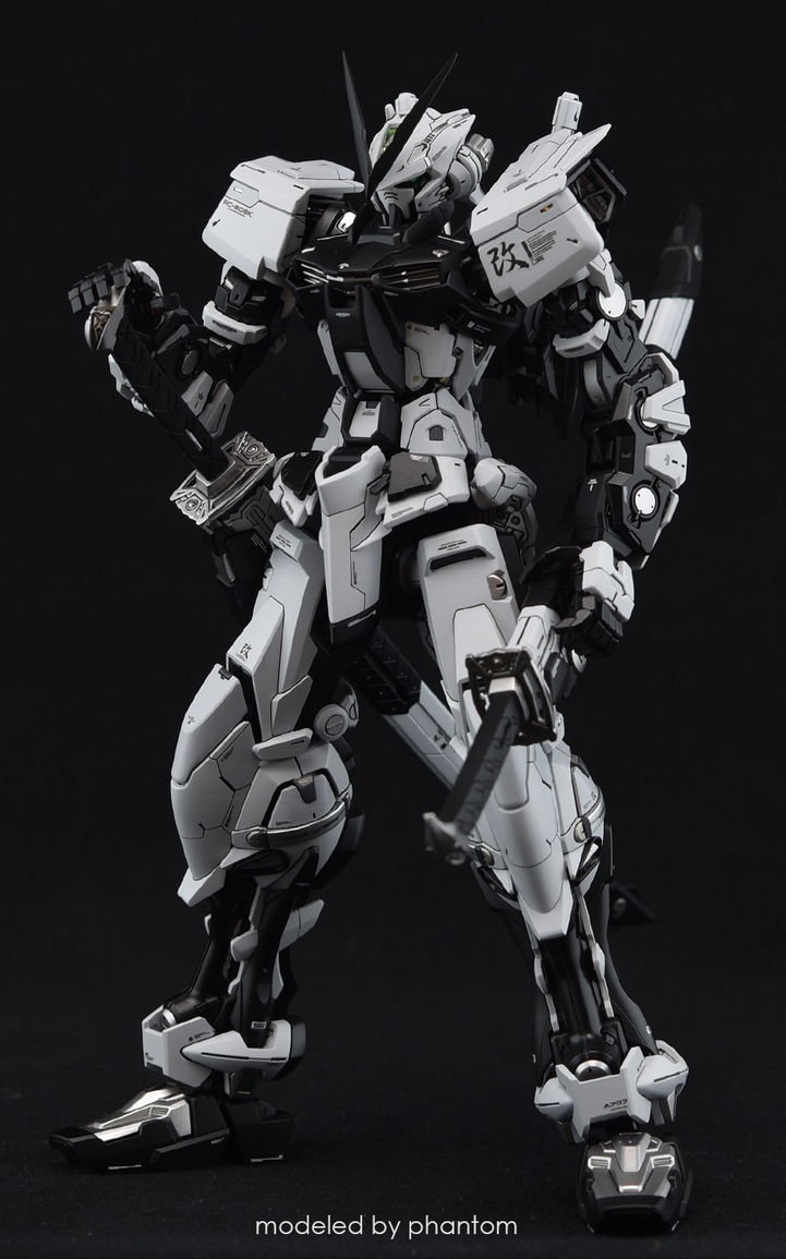 Custom Build: MG 1/100 Gundam Astray "Black" Frame