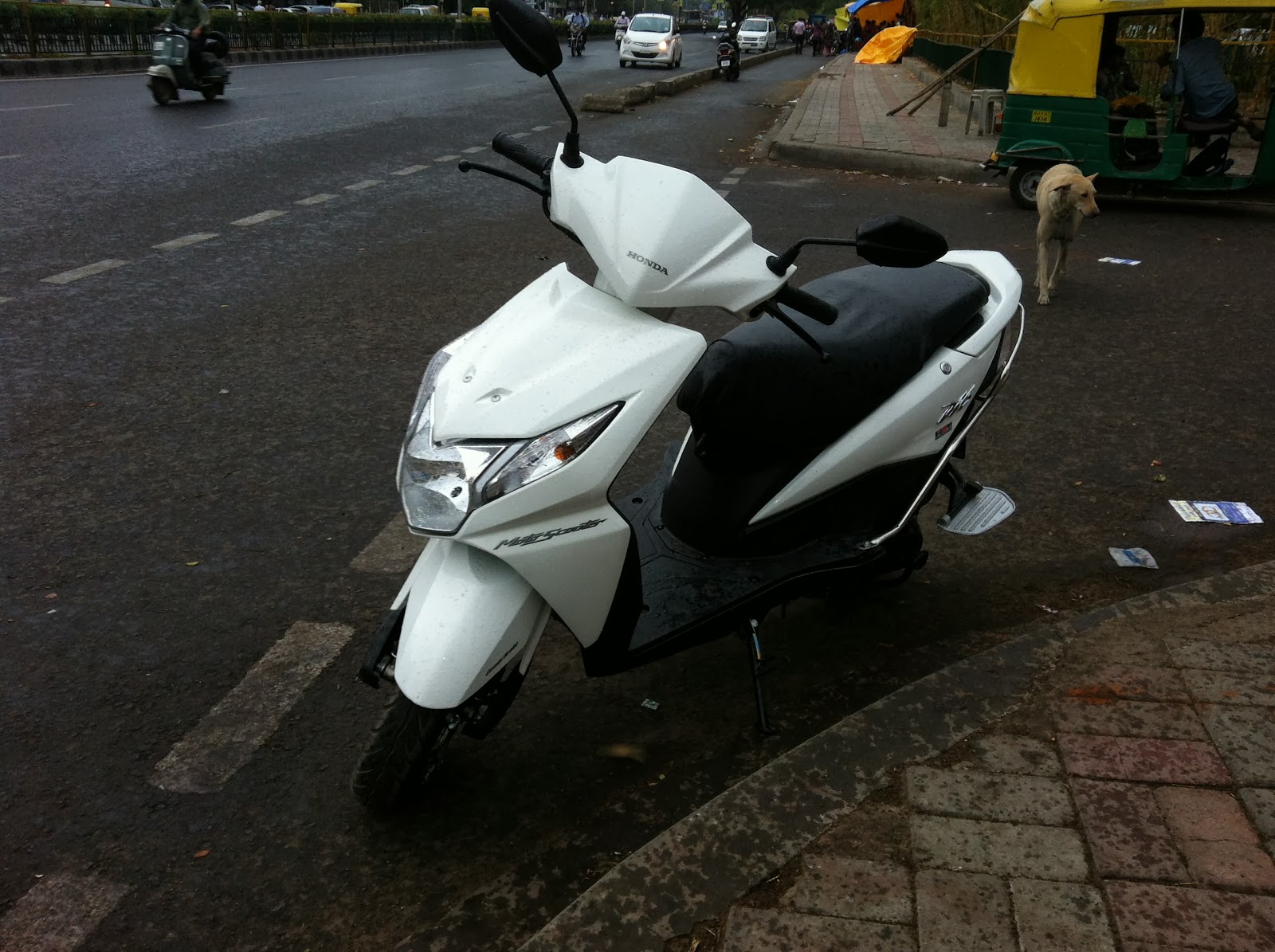 Anytime Knowledge!: Honda Dio HET Review & Experience