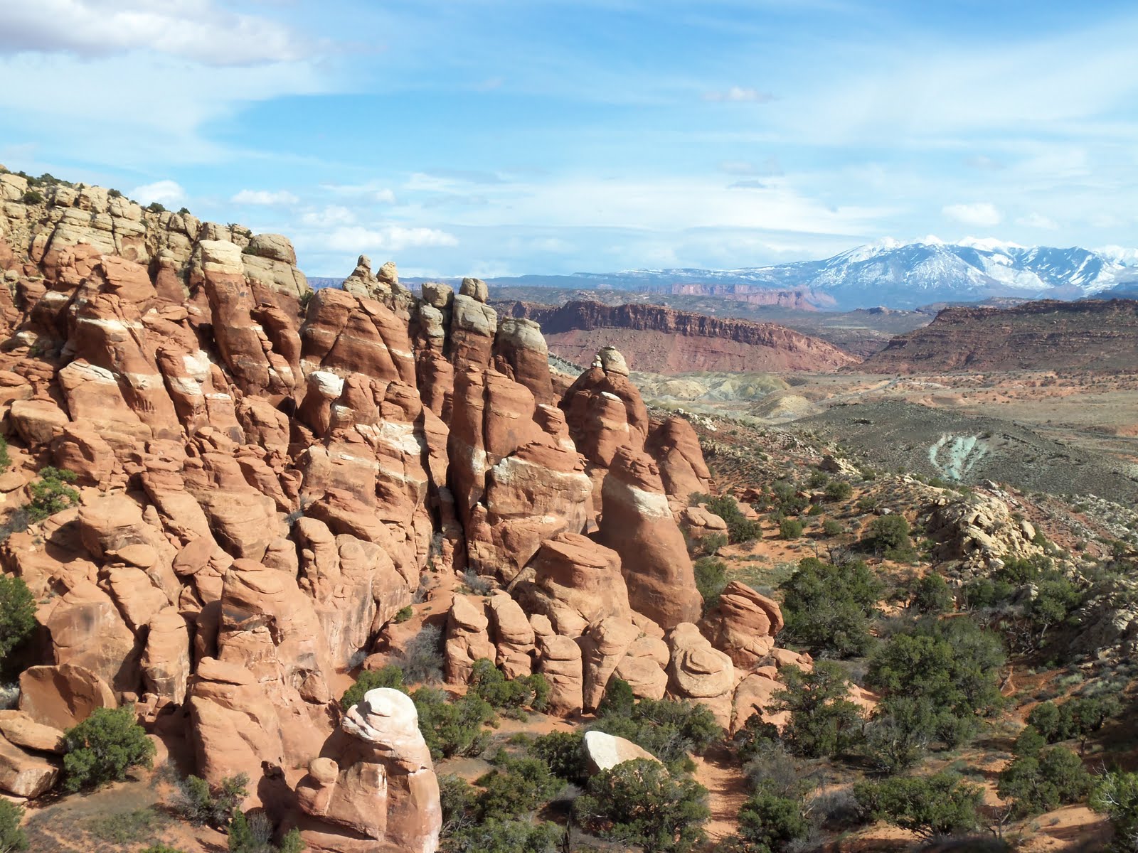 Don and Jean--Going Places, Seeing Things, Giving Back: Eastern Utah